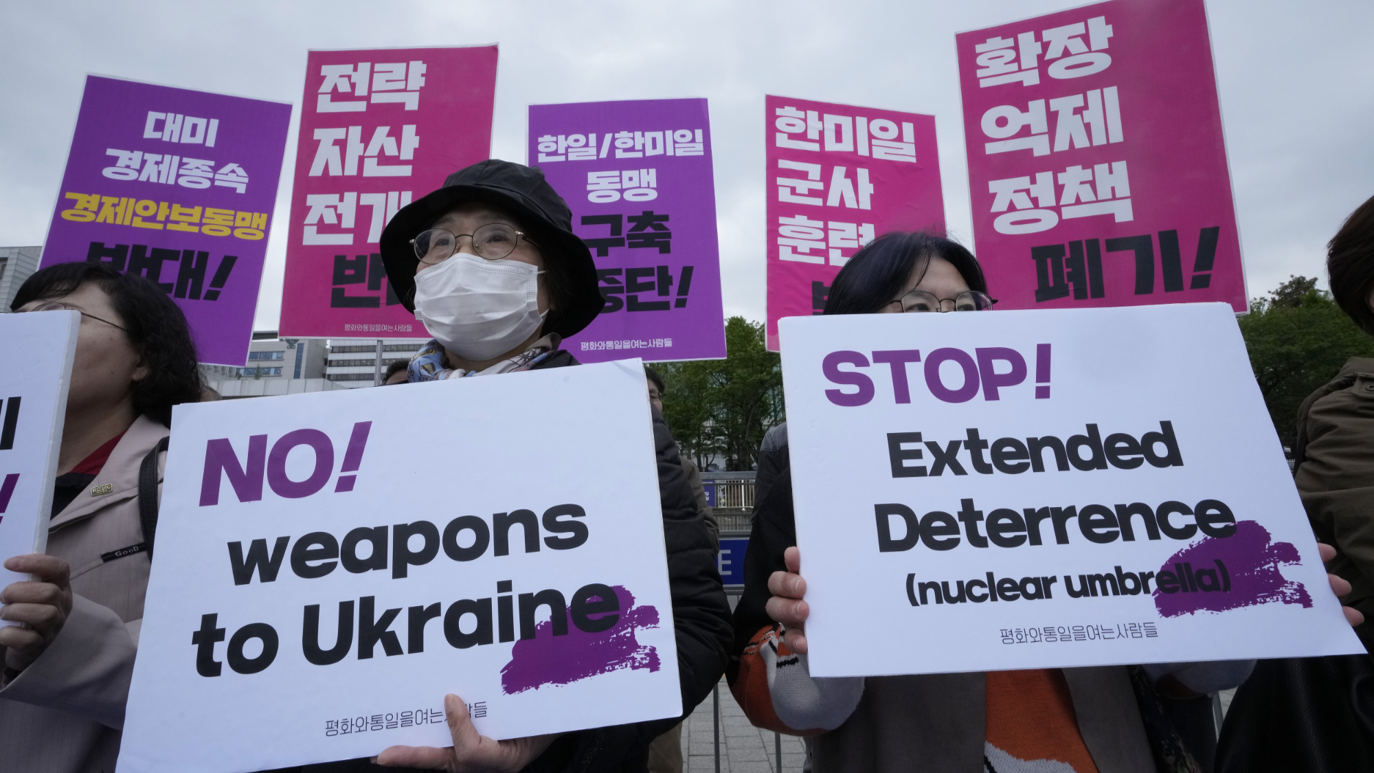 США и РК хотят укрепить «ядерный зонтик» Опрос CGTN: почти 90% резко ...