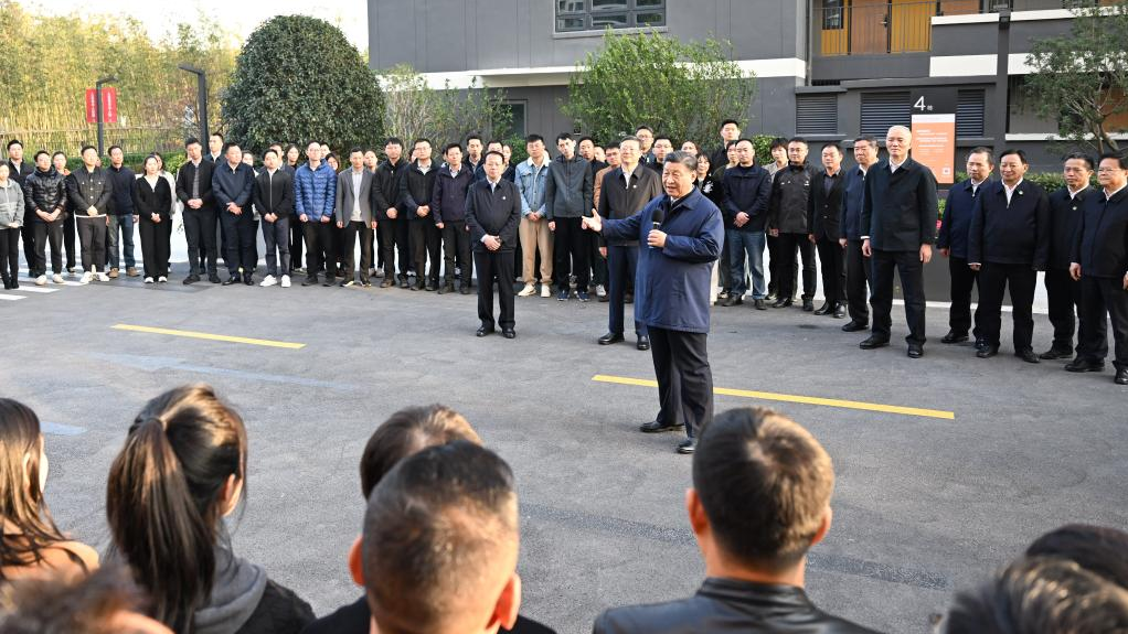 Си Цзиньпин подчеркнул важность ускорения трансформации Шанхая в современный социалистический и